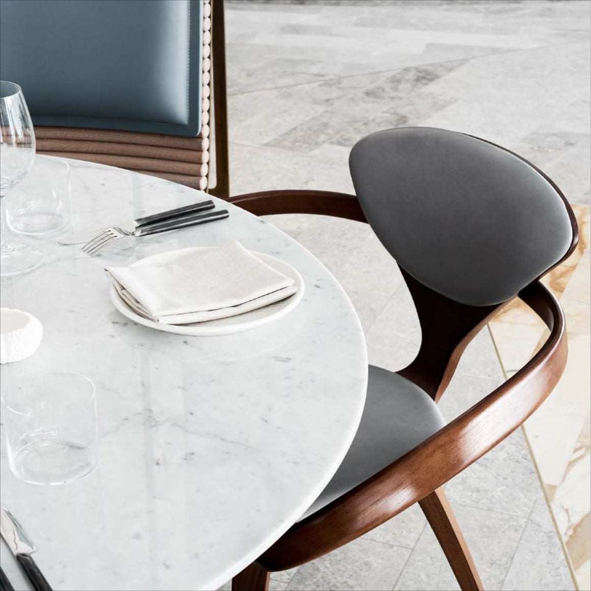 Cherner Armchair – with seat and back pads - the authentic design ...